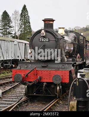 GWR Manor Class No 7820 Dinmore Manor arriving at Buckfastleigh on the South Devon Railway ...