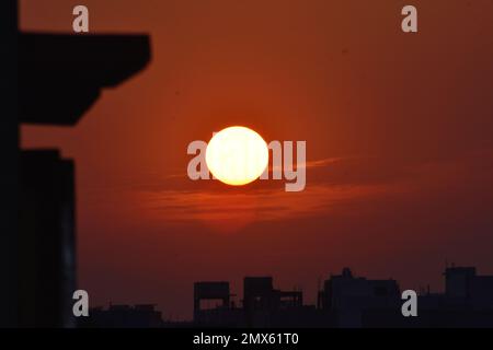 Beauty of rising sun - sun set Stock Photo - Alamy