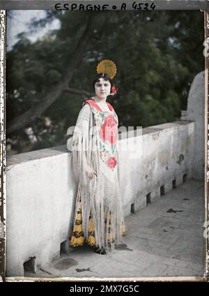 Seville, Spain , 1914 - Spain - Auguste Léon - (June 15 -July 4 Stock ...