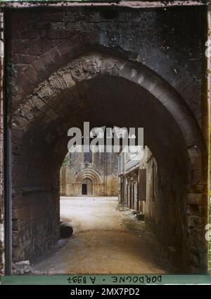 Cadouin, Dordogne , 1916 - French provinces - Jean Brunhes, Auguste ...