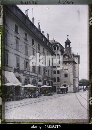 Geneva, Switzerland The Molard Tower and the Flower Market in Place du ...