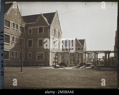 Paris (XIV arr.), France The University City, the Deutsch foundation of ...