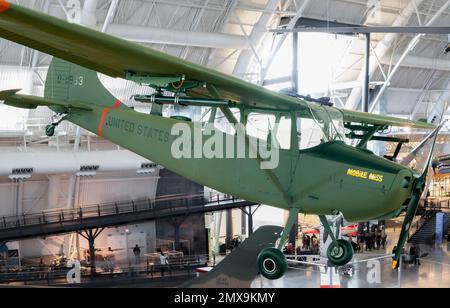 A Cessna Bird Dog propeller airplane and Willys Jeep during the Korean ...