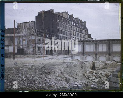 Paris (10th arr.), France Expansion of the East station, the facade of ...