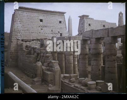 Louqsor, Egypt, Africa South-west entrance to the Temple of Amon ...