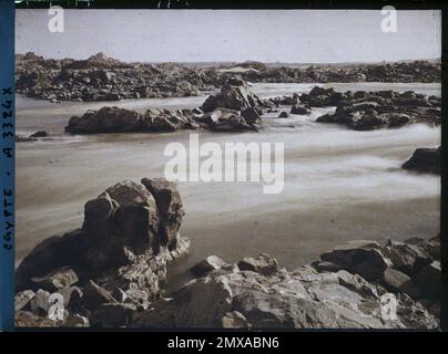 ASSOUAN, Egypt, Africa first cataract of the Nile , 1914 - Egypt ...