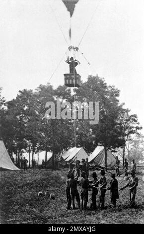 Professor Thaddeus Lowe ascending in the Intrepid to observe the Battle ...