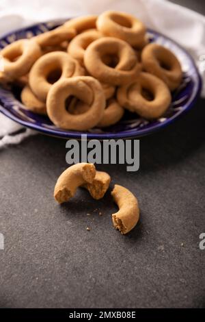 Coricos. Also known as Harinillas de maiz crudo, Tacuarines, Ensecos ...