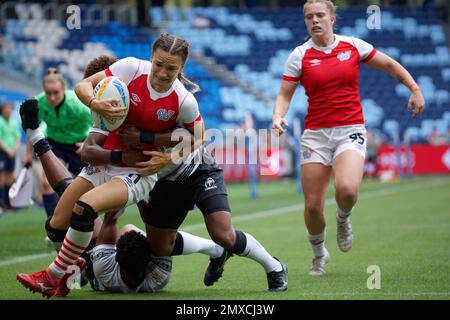 Jasmine Joyce of Great Britain is tackled during the 2023 Sydney Sevens ...
