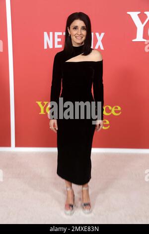 Shiri Appleby arrives at the world premiere of "Your Place Or Mine ...