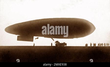 Royal Naval airship, early 1900s Stock Photo - Alamy