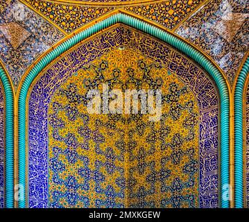 Faience Mosaics, Shaikh Lotfullah Mosque, Isfahan, Isfahan, Iran, Asia ...