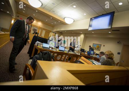 Former Albuquerque Police officer Dominique Perez testifies, Tuesday ...