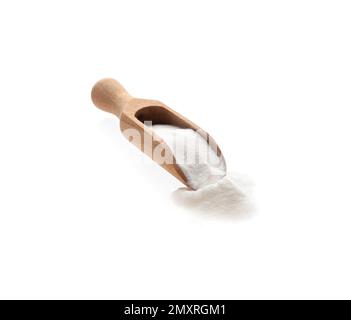 Wooden scoop of baking soda isolated on white Stock Photo - Alamy