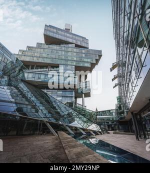 Modern architecture, Norddeutsche Landesbank, headquarters of the Nord ...