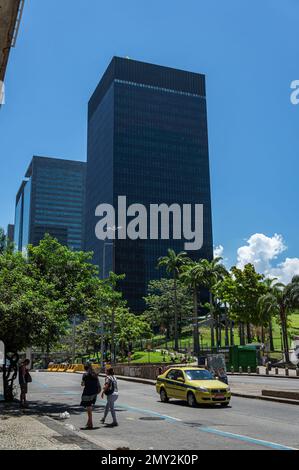 View of Almirante Barroso avenue with BNDES headquarters building ...
