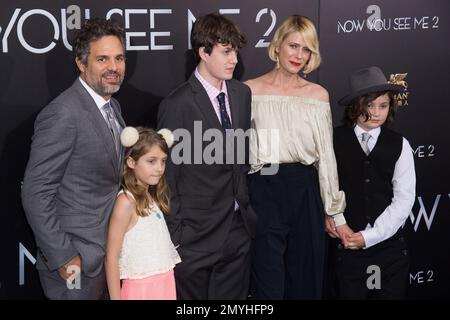 Mark Ruffalo, left, Odette Ruffalo, Keen Ruffalo, Sunrise Coigney and ...