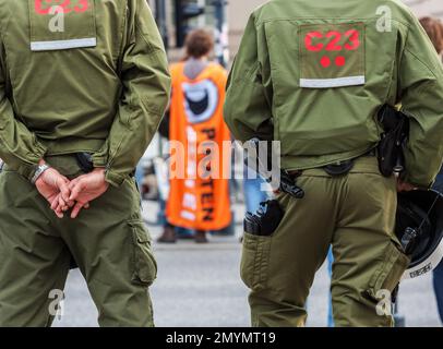 Police in riot gear, Berlin, Germany Stock Photo - Alamy
