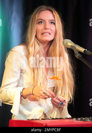Ruby Carr of the band Bahari visits the Q102 Performance Theater on ...