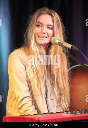 Ruby Carr of the band Bahari visits the Q102 Performance Theater on ...