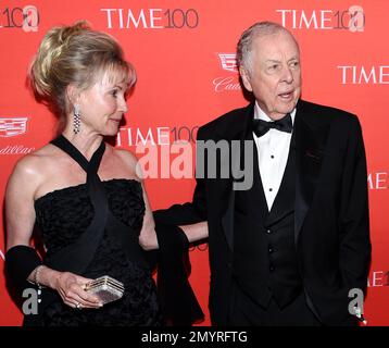 T. Boone Pickens, right, and wife Toni Chapman Brinker attend the TIME ...