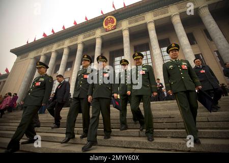 --FILE--Chinese PLA (People's Liberation Army) soldiers salute during ...