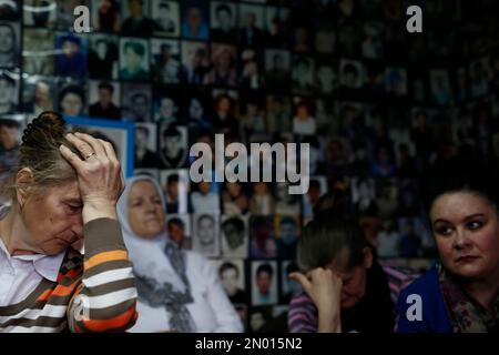 Bosnian Muslim woman who lost her family members in Srebrenica Vasvija ...