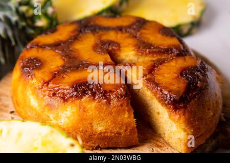 Inverted Pineapple sponge cake Stock Photo - Alamy