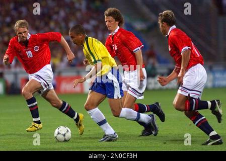 Ronaldo of Brazil in the 1998 World Cup Stock Photo - Alamy