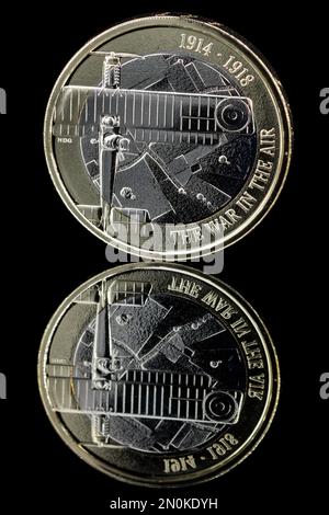 2017 £2 coin commemorating 100th anniversary of aviation during World ...
