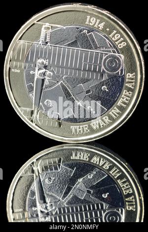 2017 £2 coin commemorating 100th anniversary of aviation during World ...