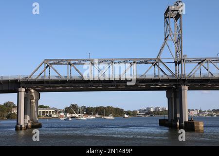 Ryde Bridge (A3) which connects the suburbs of Ryde to Rhodes over the ...