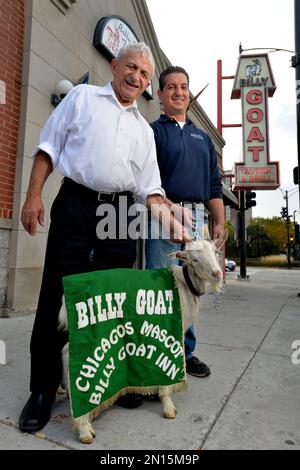 Billy Goat Tavern on Madison. Chicago, Illinois Stock Photo - Alamy