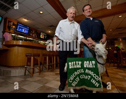 Billy Goat Tavern on Madison. Chicago, Illinois Stock Photo - Alamy