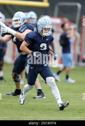 North Carolina's Ryan Switzer (3) runs for a touchdown against Duke as ...
