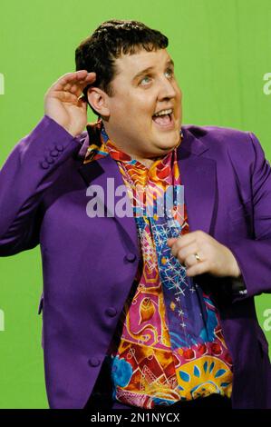 Peter Kay dressed in the famous purple suit for the 2005 Amarillo Comic ...