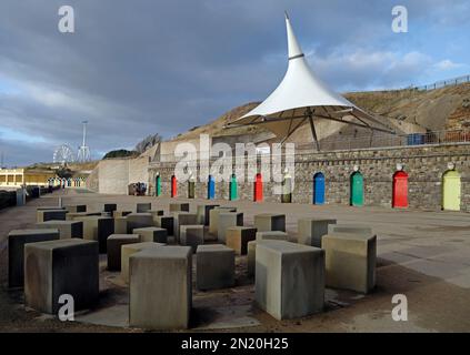 Colourful lavatory doors and Ammonite water feature, promenade, Barry ...