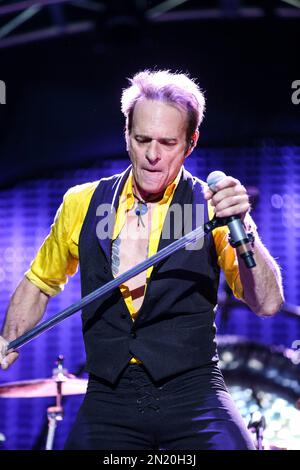 David Lee Roth (Van Halen) on im Oktober 1981 in . | usage worldwide ...