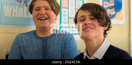 ERIN'S GUIDE TO KISSING GIRLS, from left: Jesyca Gu, Elliot Stocking, 2022. © Quiver ...