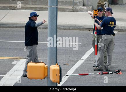 FBI Evidence Response Team vehicle Stock Photo - Alamy