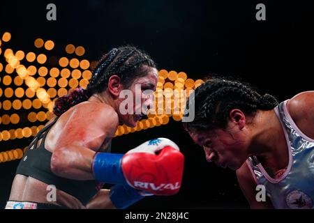 Puerto Rico's Amanda Serrano, left, punches Mexico's Erika Cruz ...