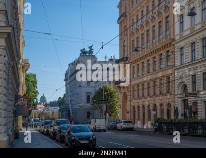 View of ancient buildings at the Vienna Ring Road (Ringstrasse), a ...