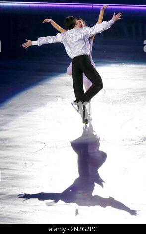 Cathy Reed and Chris Reed of Japan perform during a figure skating ...