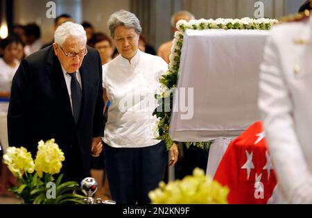 Lee Hsien Loong with his wife, Wong Ming Yang and elder daughter at the wedding of Lee Hsien ...