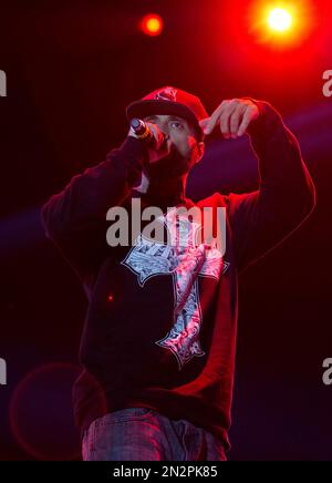 Eduardo "Babo" Davalos performs with Mexican band Cartel de Santa ...