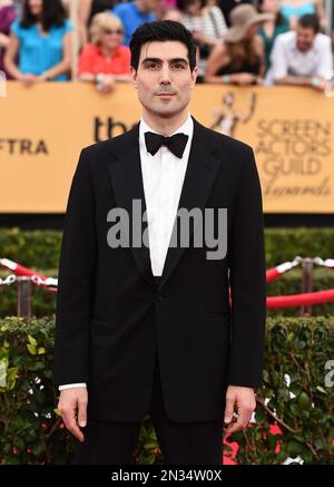 Louis Cancelmi arrives at the 21st annual Screen Actors Guild Awards at ...