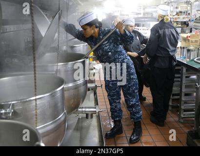 A vat of baked beans Stock Photo - Alamy
