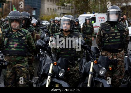 Female members of the Iranian paramilitary Basij force, affiliated with ...