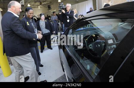 IMAGE DISTRIBUTED FOR PROGRESSIVE INSURANCE - Former Air Force Sgt ...