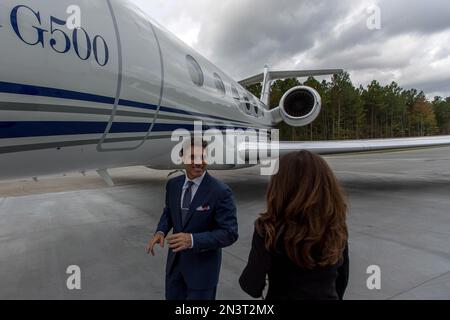Flexjet Chairman Kenn Ricci and his wife, Pamela, get a feel for the ...